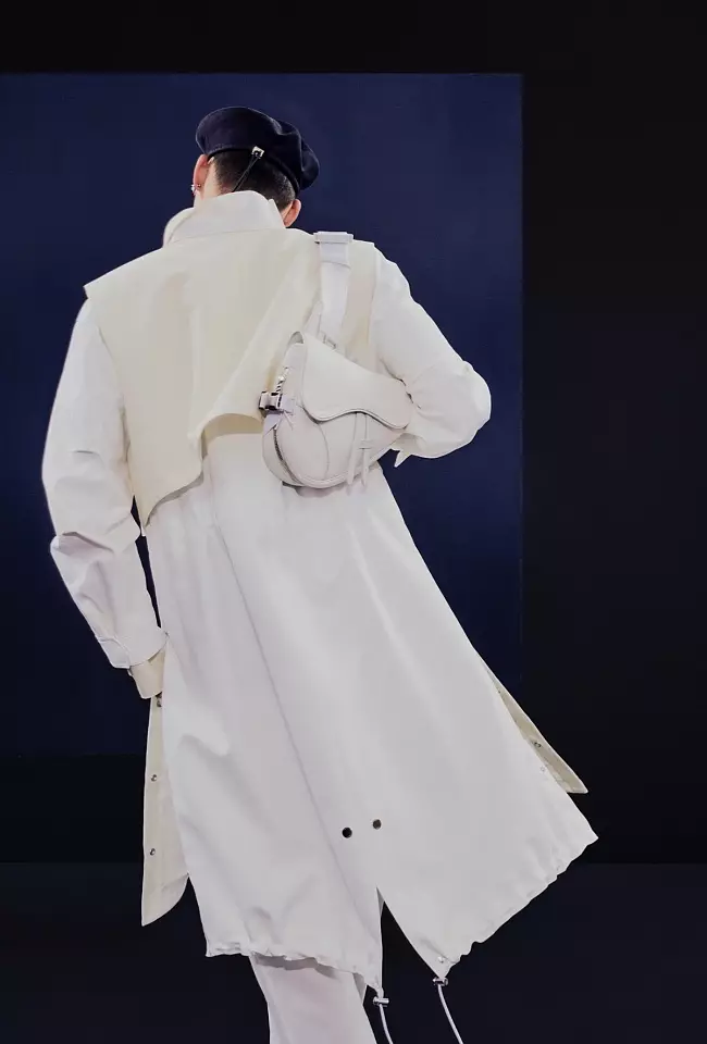 Dior x Sacai رەسىم # 4