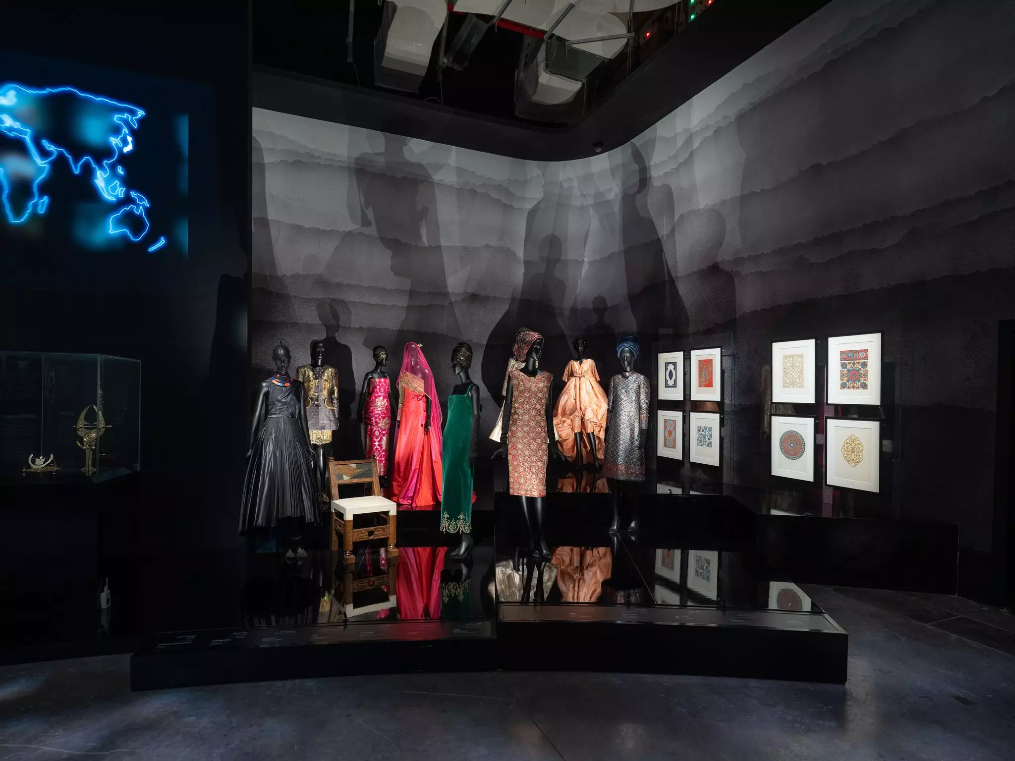 Christian Dior Designer of Dreams retrospektif sergisi Doha'da açıldı