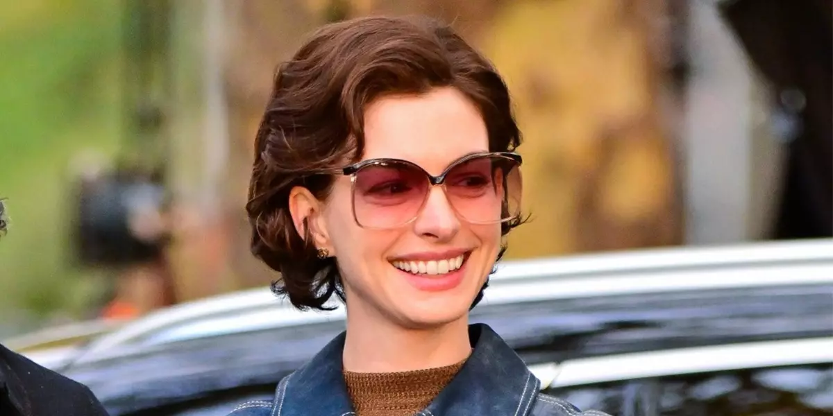 Anne Hathaway បានផ្លាស់ប្តូរសក់របស់នាងសម្រាប់ការថតរឿង "Armageddon Time"