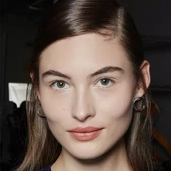 Front and side parting (Tory Burch spring-summer 2022 show) photo # 5