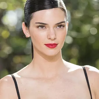 Red lipstick (Michael Kors show spring-summer 2022) photo # 9