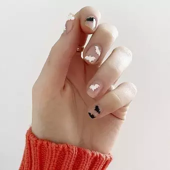 Naglalist með hrekkjavökuþema (mynd: @paintbucketnails) mynd # 17