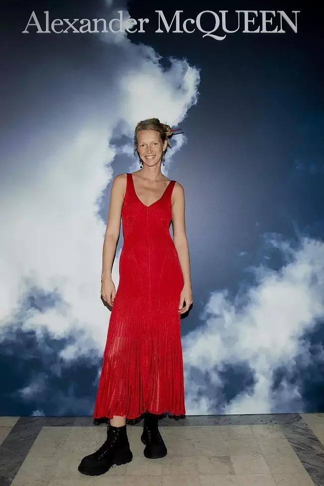 Maria Lotta in Alexander McQueen foto # 9