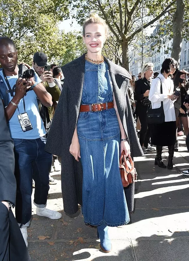 Natalia Vodianova antes de Chloé primavera-verán 2022 espectáculo foto #6