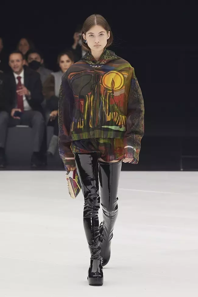 Foto musim semi-musim panas 2022 Givenchy # 13