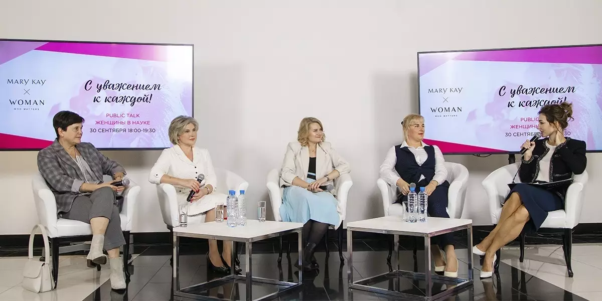 Mary Kay ve Woman Who Matters projesi kapsamında Moskova'da halka açık bir söyleşi yapıldı.