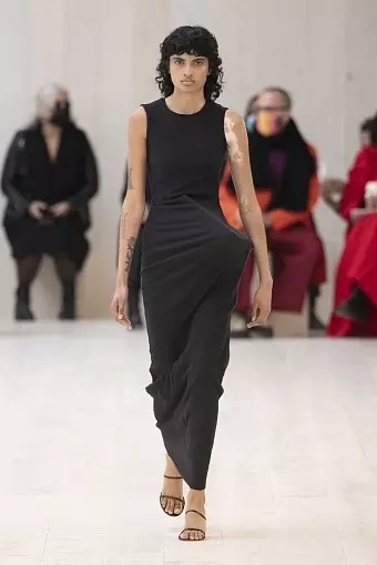 Loewe mmiri-okpomọkụ 2022 foto # 1