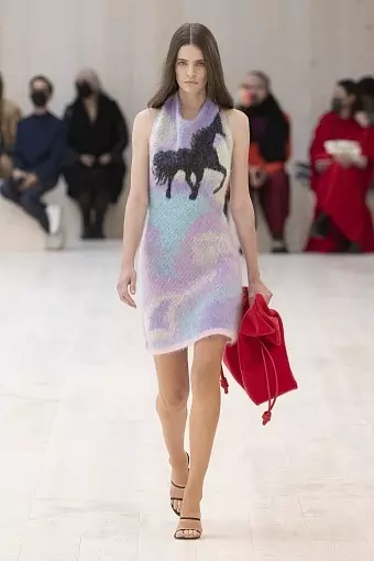 Loewe mmiri-okpomọkụ 2022 foto # 10