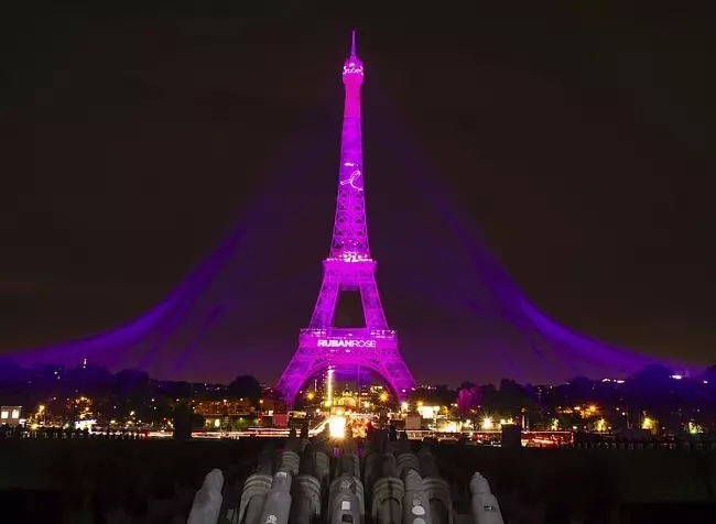 Torre Eiffel en París foto # 3