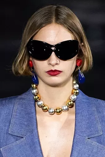 Lunettes dans la collection Saint Laurent printemps-été 2022 photo #1