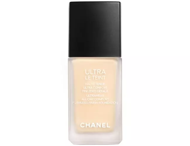 Long lasting fluid foundation nga Chanel Ultra Le Teint photo # 2