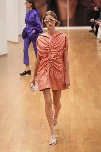 Foto #1 de Tod's primavera-verán 2022