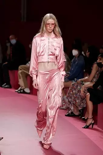 Isithombe se-Blumarine spring-summer 2022 # 1