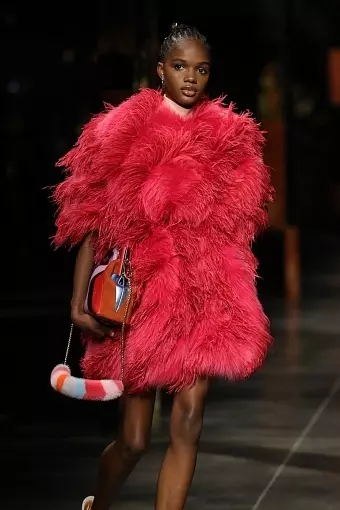 Isithombe se-Fendi spring-summer 2022 # 5