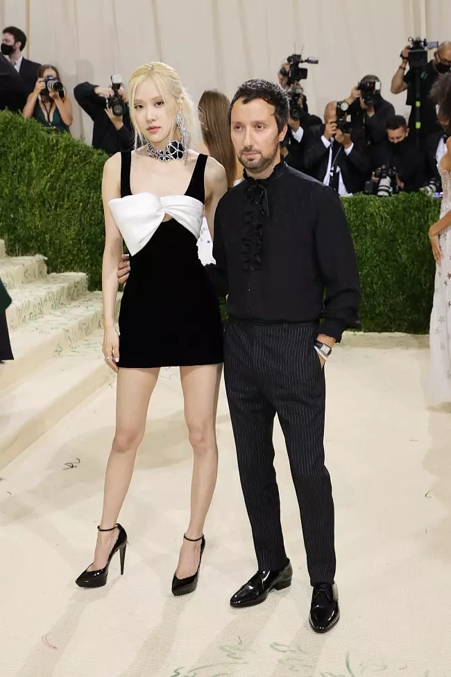 Rosé og Anthony Vaccarello á Saint Laurent mynd # 21