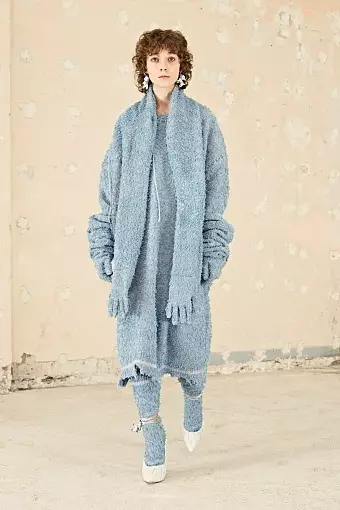 תמונה מס' 1 של Acne Studios סתיו-חורף 2021/22