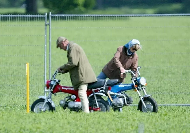 Prins Philip en Penny Natchbull tijdens de Royal Windsor Horse Show, 2005 foto # 4