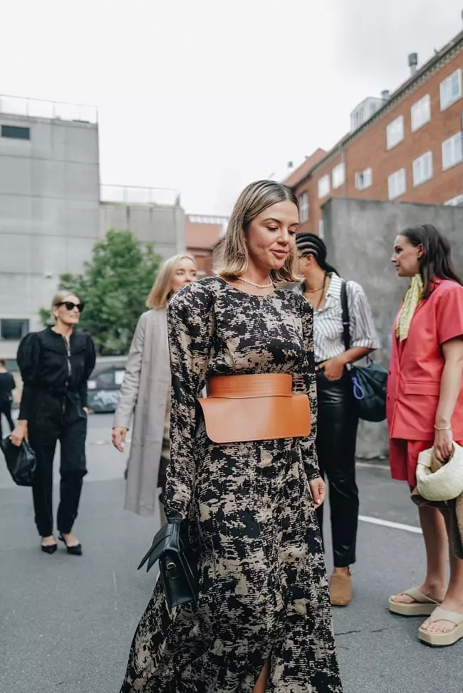 Trucs de moda per a la tardor, que podeu aprendre de les heroïnes del carrer foto № 9