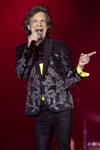 Mick Jagger ag léiriú The Rolling Stones sa Ghearmáin, 2017 grianghraf # 4