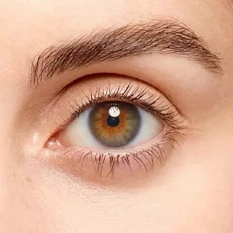 Vorher Mascara mit Locken- und Volumeneffekt Clarins Supra Lift & Curl Mascara Foto Nr. 3