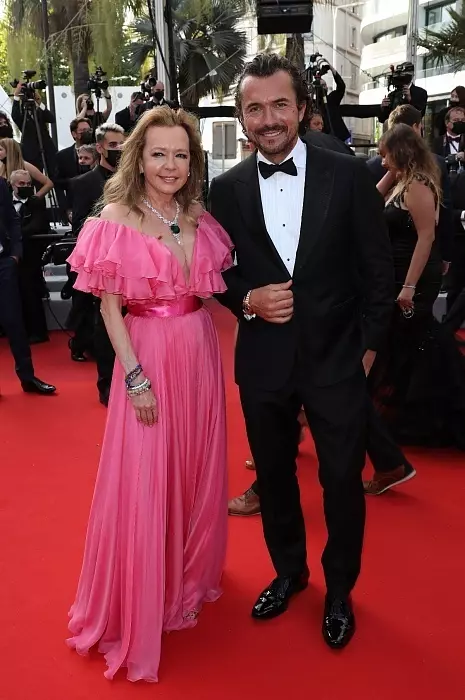 Caroline Scheufele i Yanina Couture-klänning och Chopard-smycken och William Abadi foto # 21