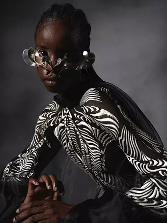 Iris Van Herpen Haute Couture Igba otutu-igba otutu 2021/22 Fọto # 1