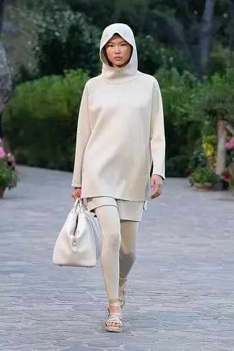 Max Mara Resort 2022 зураг №5