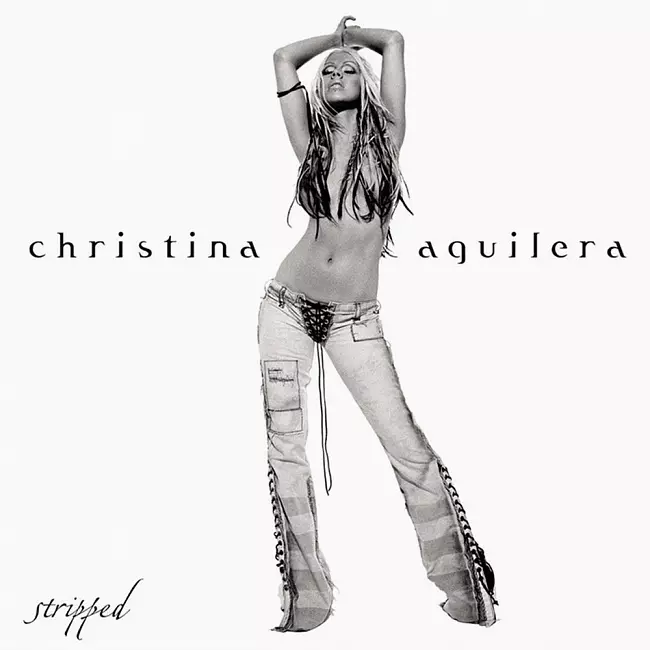 Christina Aguilera trên bìa album phòng thu thứ tư Stripped, 2002, ảnh # 1