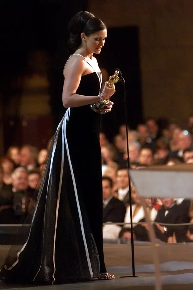 Julia Roberts di Valentino di Academy Awards, 2001 poto # 1