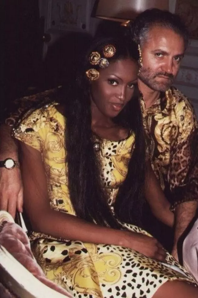 Naomi Campbell na Gianni Versace ifoto # 8