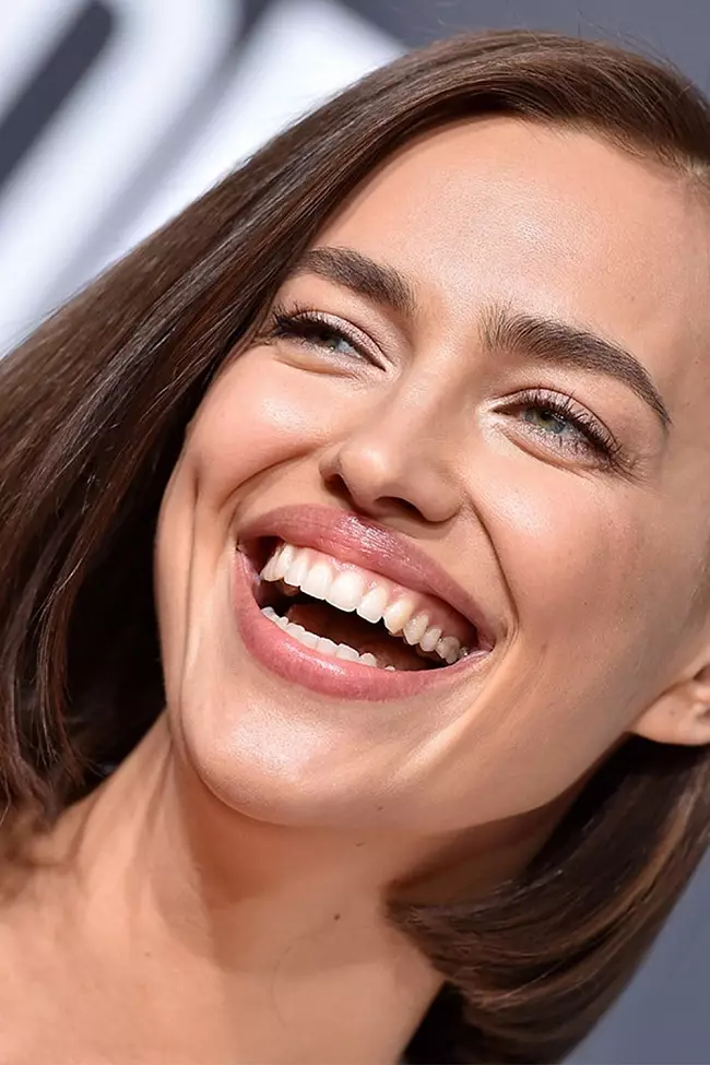 Irina Shayk ata numera 2