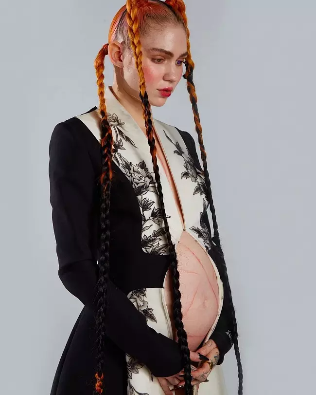 Vann nanm nan ak tekno-feminis: pwojè yo pi fò nan chantè a Grimes, ki choke lemonn antye foto # 3