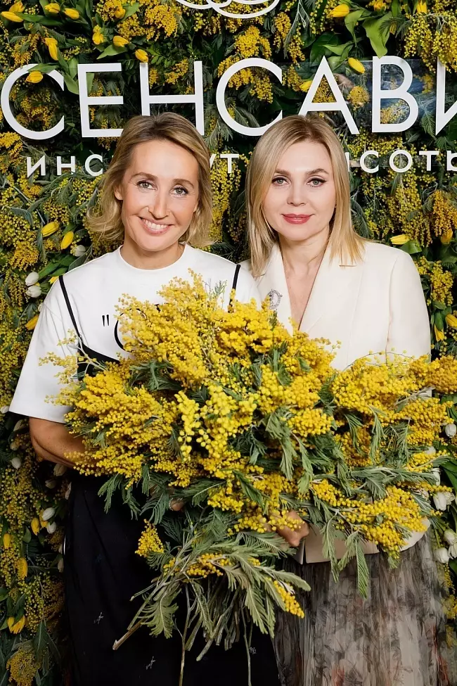 Oksana Bondarenko og Yulia Karaseva foto nummer 4