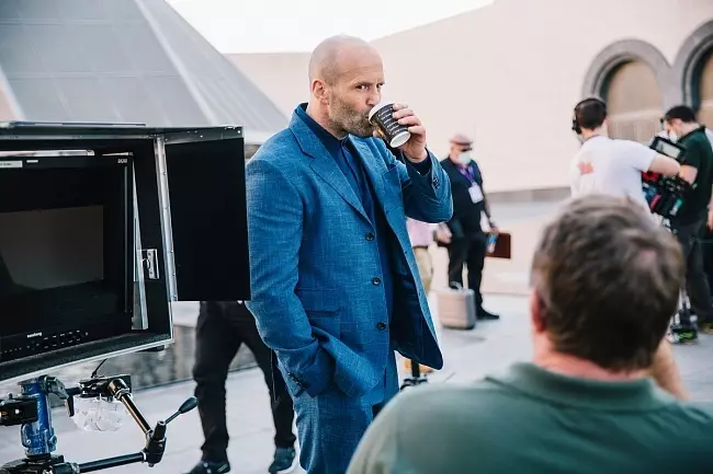 Mire la foto de Jason Statham del rodaje de la nueva foto de la película de Guy Ritchie # 1