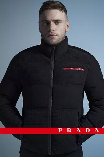 Pencernaan busana: koleksi Prada Linea Rossa énggal, kapsul Armani Exchange sareng poto warta sanés # 1