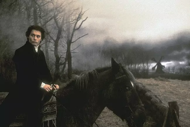 تزئینات در فیلم: مینیمالیسم گوتیک در Sleepy Hollow عکس شماره 1