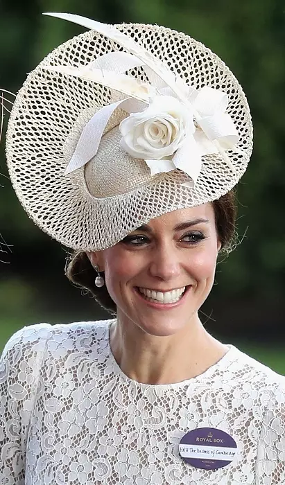 Royal Ascot horse racing: the most beautiful hats ever photo #4