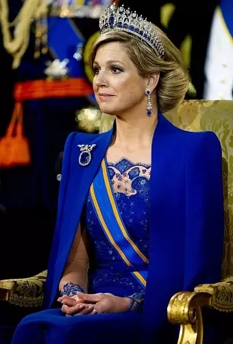 Royal Jewels: Dutch Sapphire Tiara fotografie #2