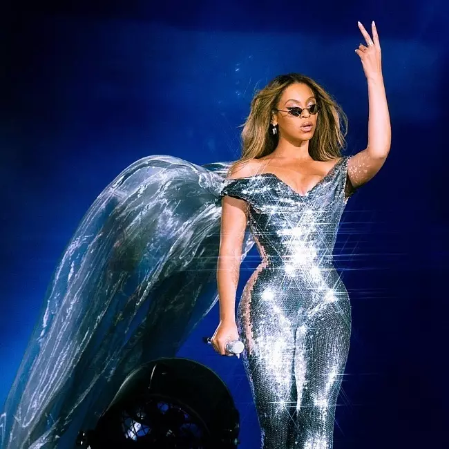 Diva mengagumkan: imej terbaik Beyoncé semasa gambar Jelajah On the Run II # 4