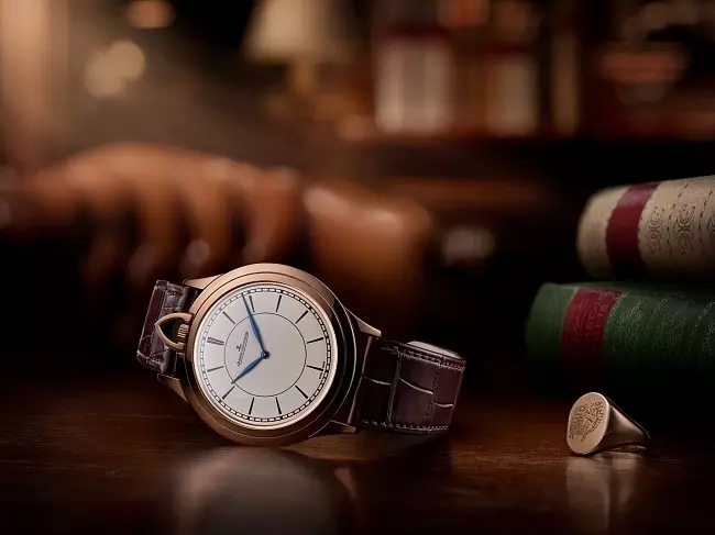 Rafe Fiennes usa un reloj Jaeger-LeCoultre en la película "King's Man: The Beginning" foto # 1