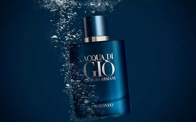 O'tkazib yubormang: Armani Beauty photo №4 onlayn-do'konida chegirmalar va sovg'alar