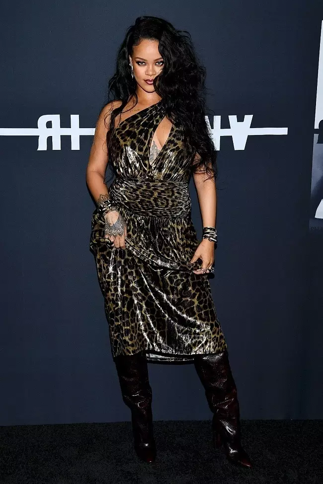 Les looks ultra-tendance de Rihanna à répéter cette année photo n°4