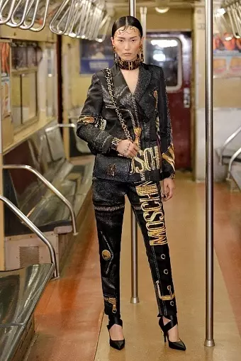 Moschino Pre-Fall 2020 foto # 6