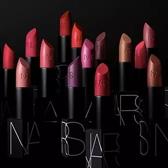 Cuspóir an mhian: na lipsticks is áille den titim grianghraf seo # 13