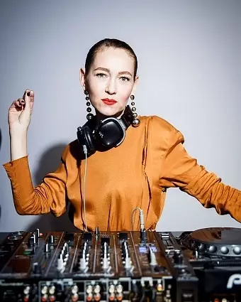 DJ Dinara снимка №5