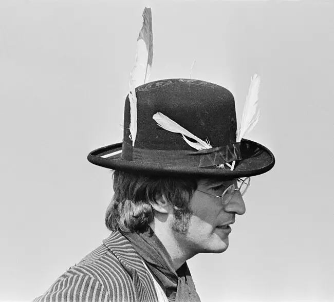 Om John Lennon te wees: min bekende feite oor die Great Beatle Foto # 1