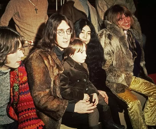 Om John Lennon te wees: min bekende feite oor die Great Beatle-foto # 5