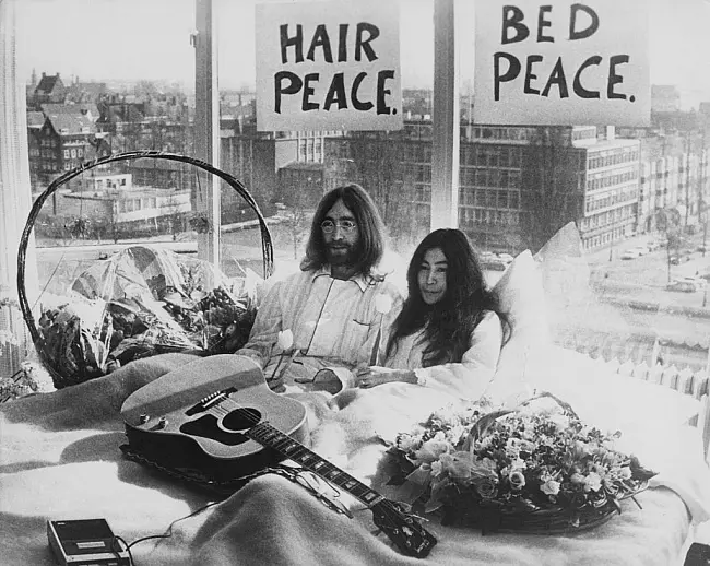 Om John Lennon te wees: min bekende feite oor die Great Beatle-foto # 6