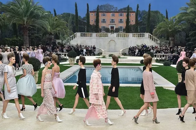 Come è nata la collezione Chanel Haute Couture 2019 foto n.2