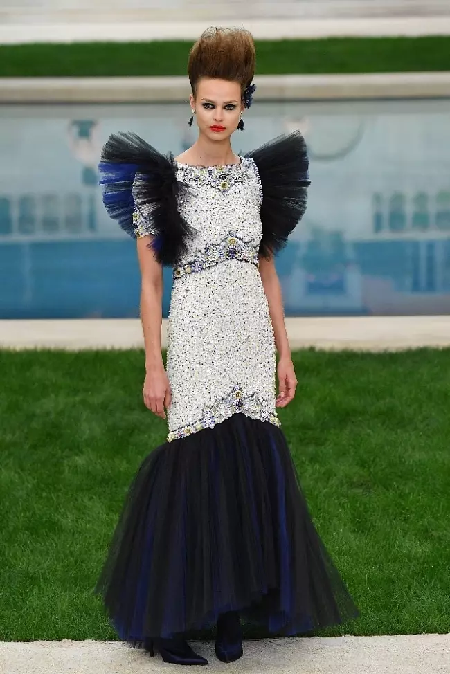 Come è nata la collezione Chanel Haute Couture 2019 foto n.8